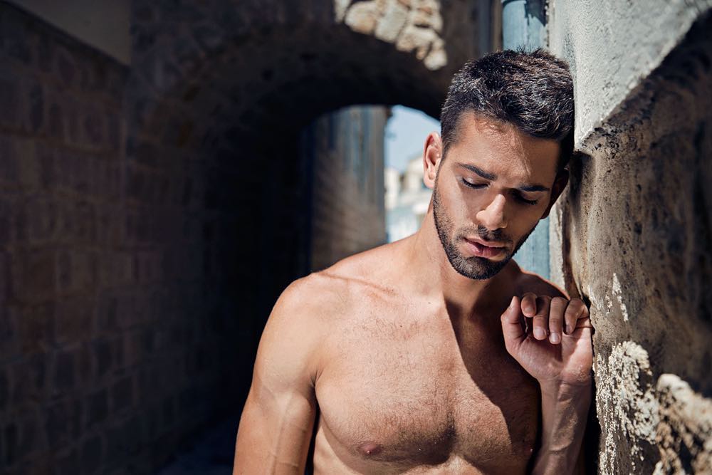 Andreas Constantinou va vous donner envie de vivre à Chypre - Pop and Films